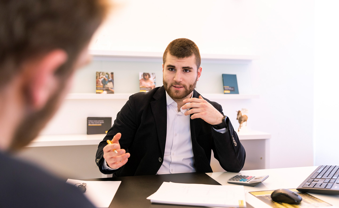 Apprendistato come impiegata/impiegato di commercio AFC Banca 3 anni ...